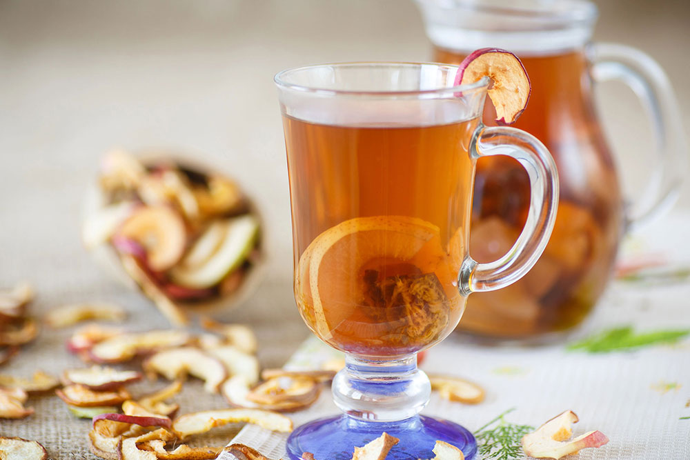 The Best Ways To Use Dehydrated Fruit For Cocktails – Tavazo